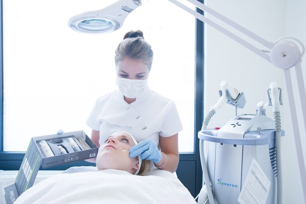 Acne littekens behandelen bij Cosmetique Totale