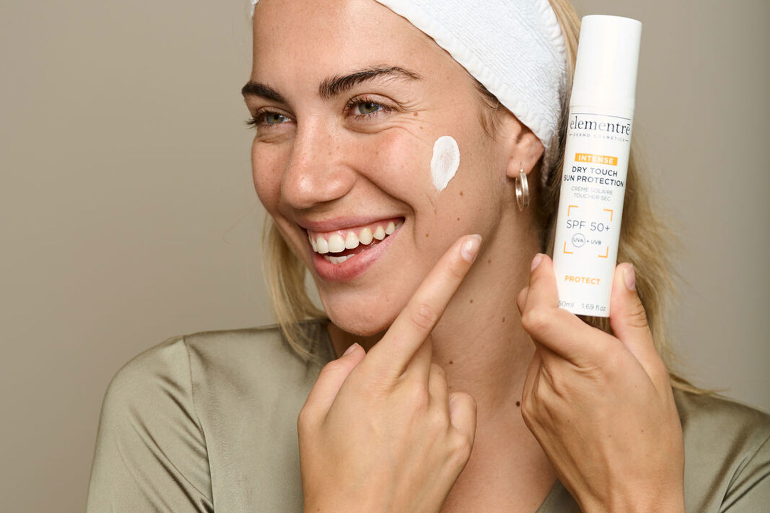 Hoe kan ik mijn grove poriën verkleinen? | Cosmetique Totale